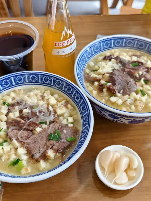 Xi’an Lamb Paomo: How to Eat It & Best Local Restaurants